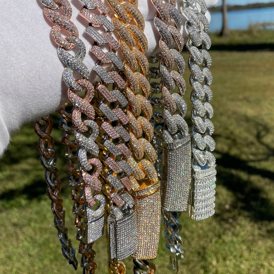 Collections – Icey Pyramid