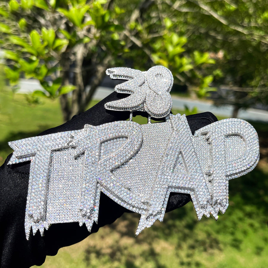 NEW DROPS – Icey Pyramid